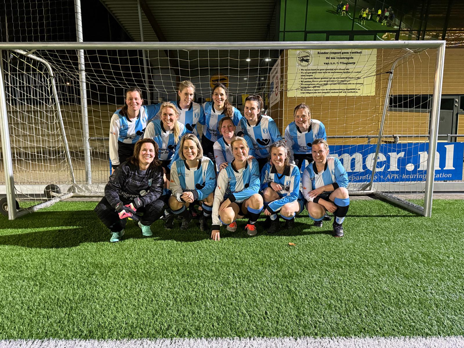 FC Driebergen VR30+1 strijdt zich naar een knappe derde plek! - FC ...